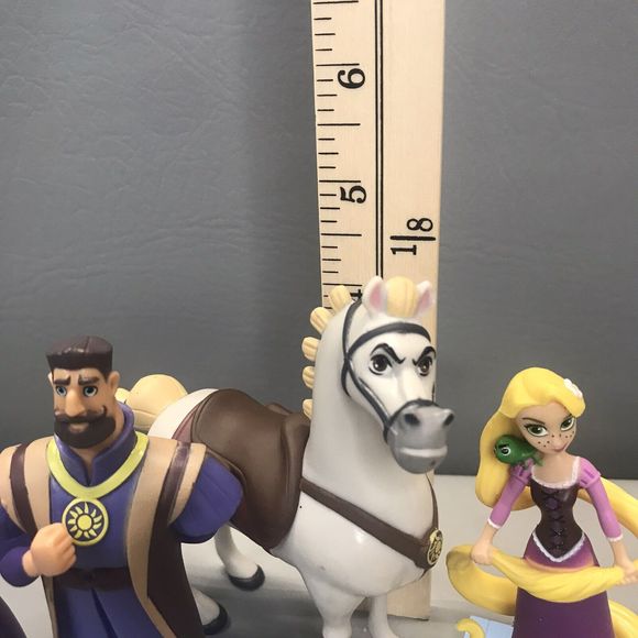 Jakks Pacific | Toys | Disney Figures Jakks Adventure Figurine Set Tangled The Series Rapunzel 5 ...